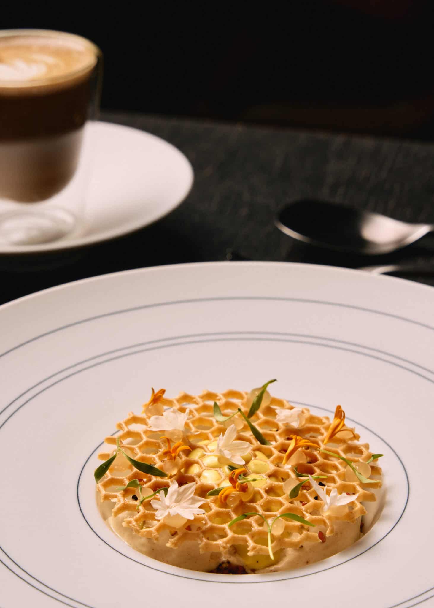 GOLVET | Michelin Sternerestaurant im Himmel über Berlin